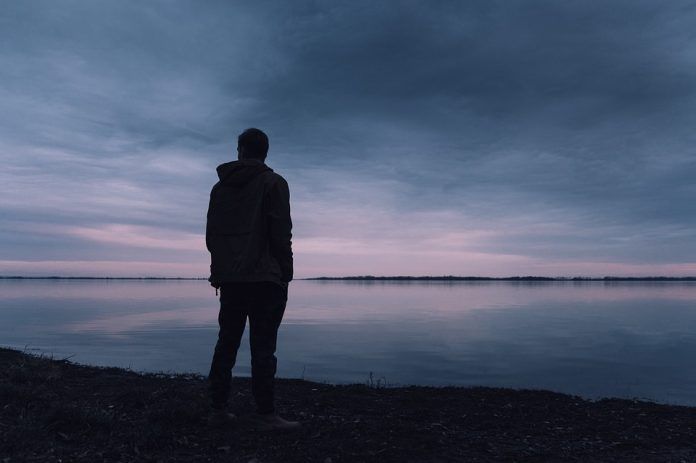 ¿Cuál es la diferencia entre tristeza y depresión? | Marissa Glover